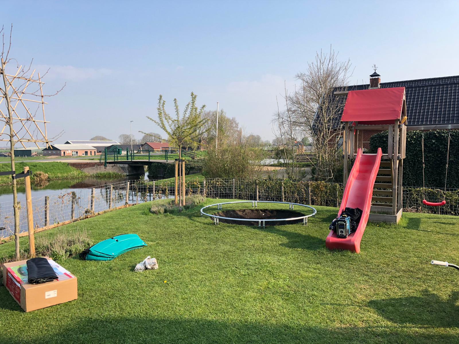 Berg Trampoline Inground 270 cm Favorit | Trampoline Ingraven.nl